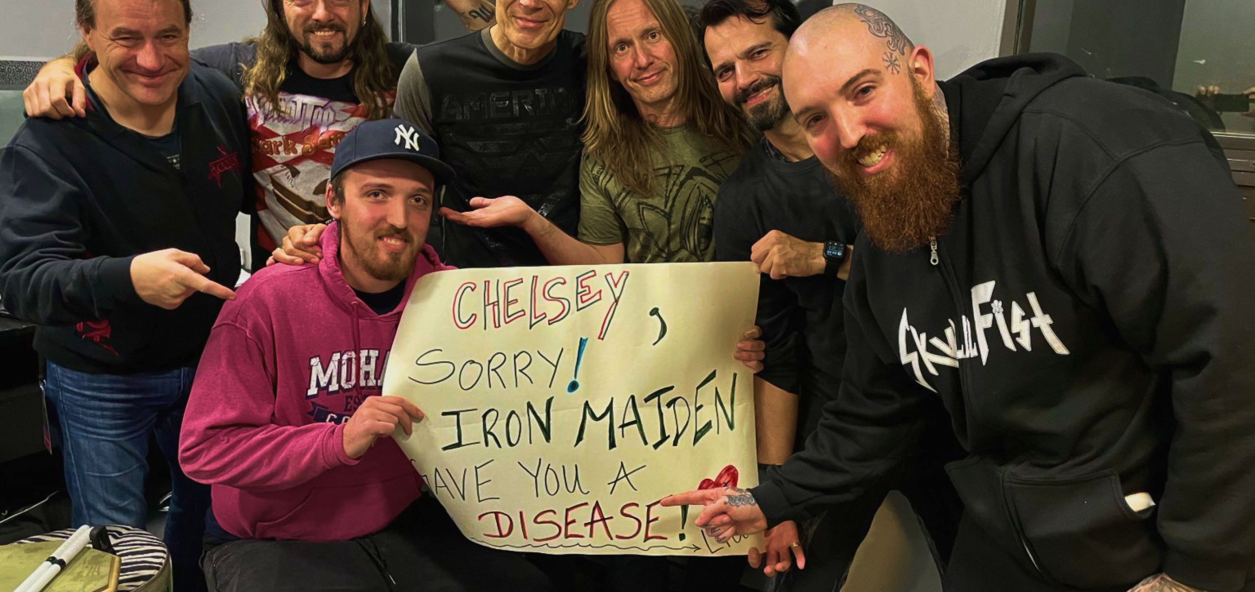 Meets Archive - Accept